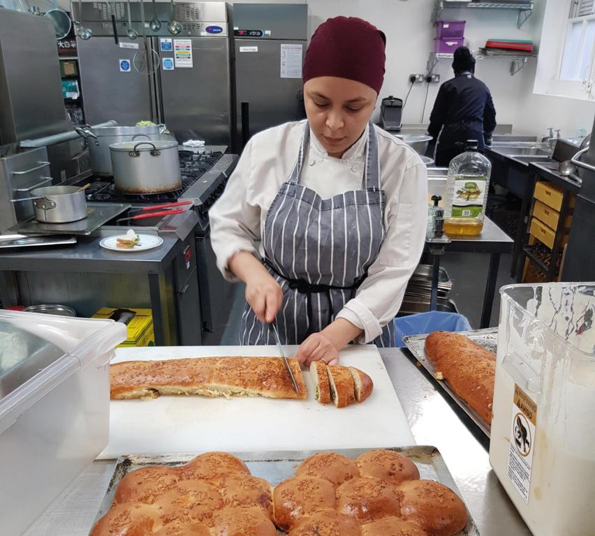 Brilliant food on a budget | School Procurement | The Headteacher
