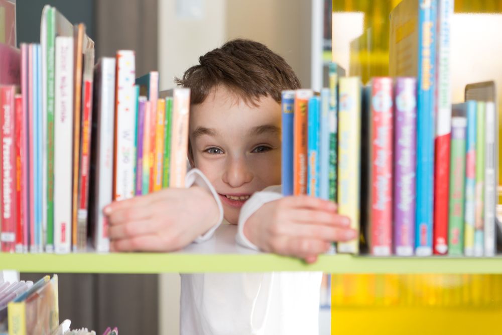 Libraries for schools – How your library can boost wellbeing | Pupils ...